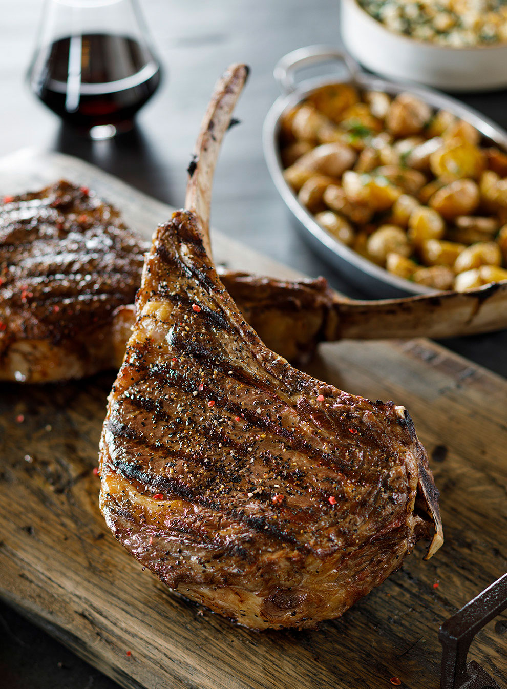 Buy Reserve Bone-In Tomahawk Steak Online | Four Sixes® Ranch Brand Beef
